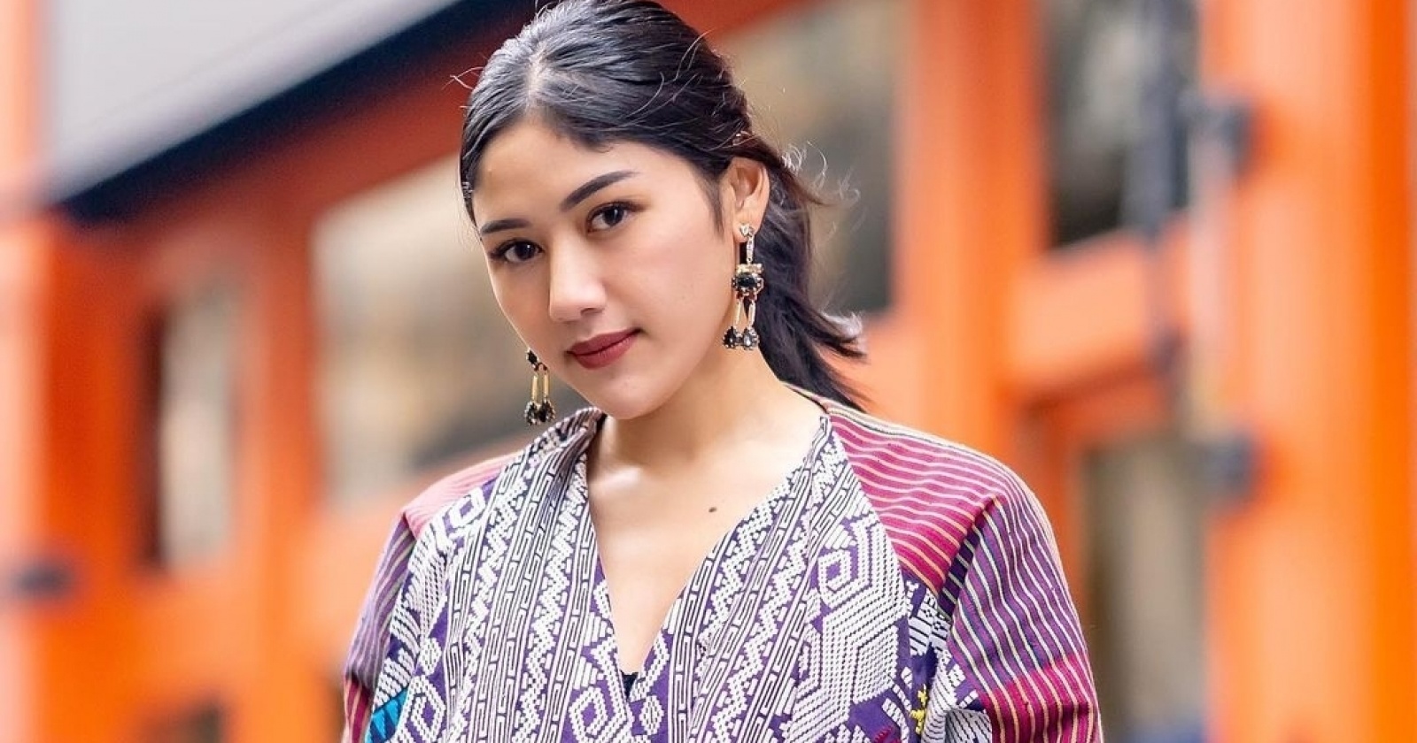 Bau Badan Erina Gudono Jadi Perbincangan Hangat di Media Sosial ...