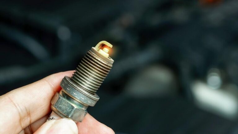 Memahami Fungsi Busi Motor dan Cara Perawatan untuk Kinerja Optimal ...